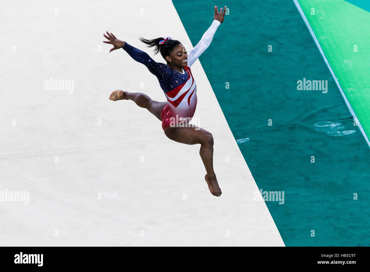 Rio de Janeiro, Brazil. 9 August 2016. Simone Biles (USA) performs the ...