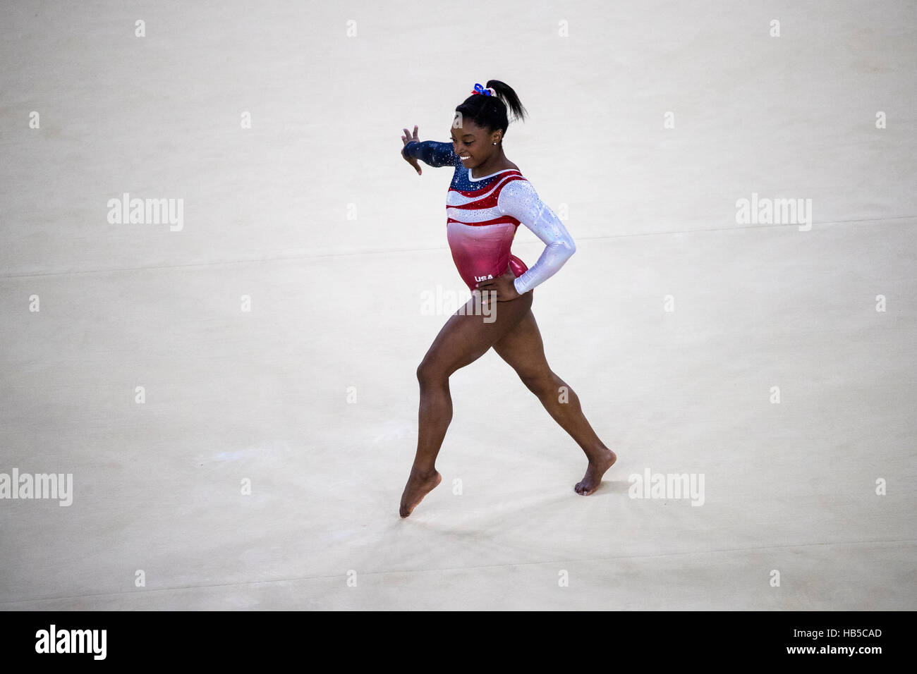 Rio de Janeiro, Brazil. 9 August 2016. Simone Biles (USA) performs the ...