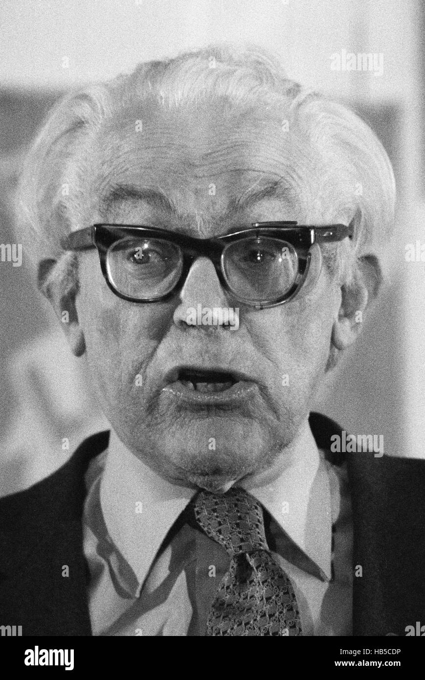 Labour Leader Michael Foot endorses Peter Tatchell as Labour candidate ...