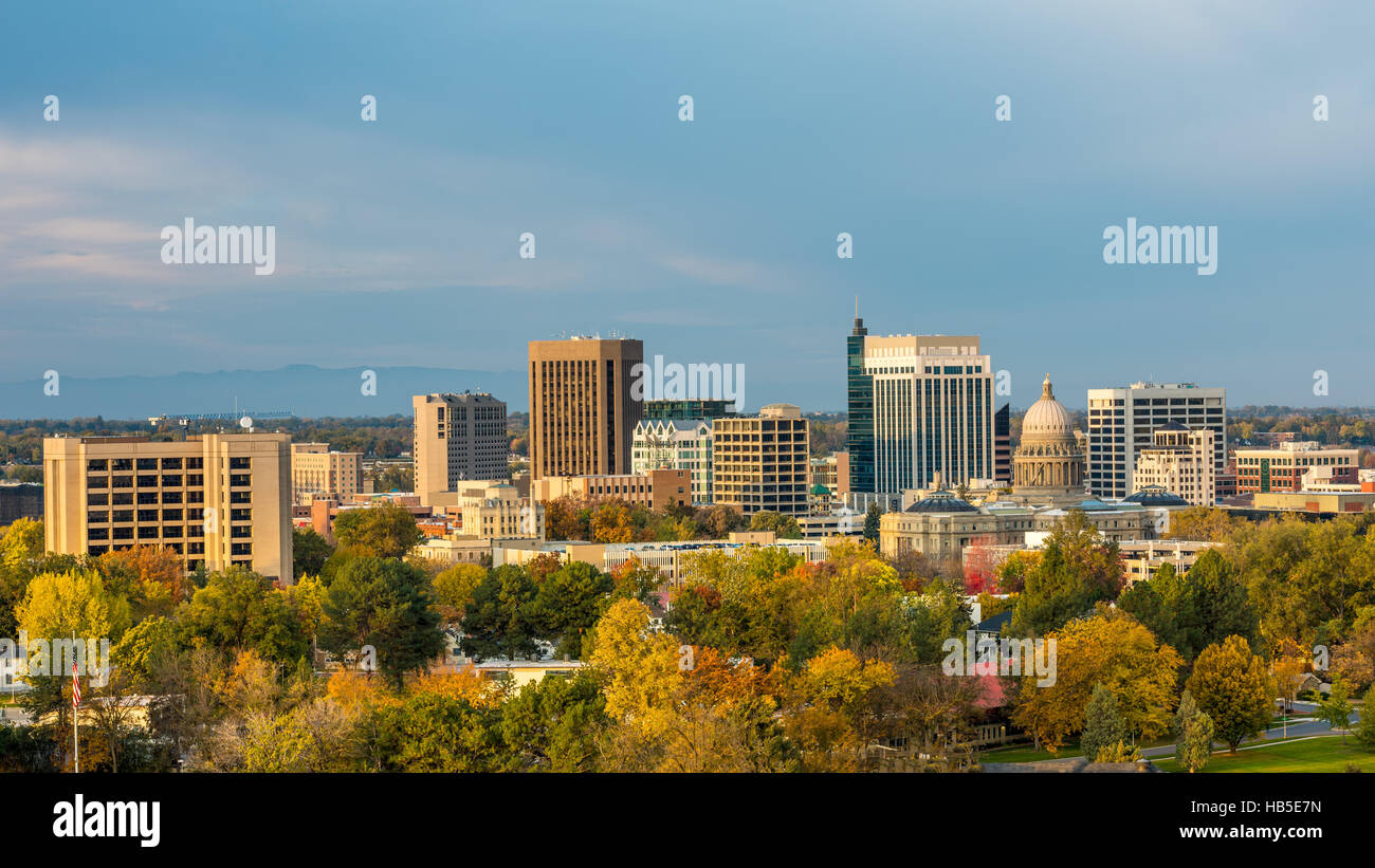 Fall skyline hi-res stock photography and images - Alamy