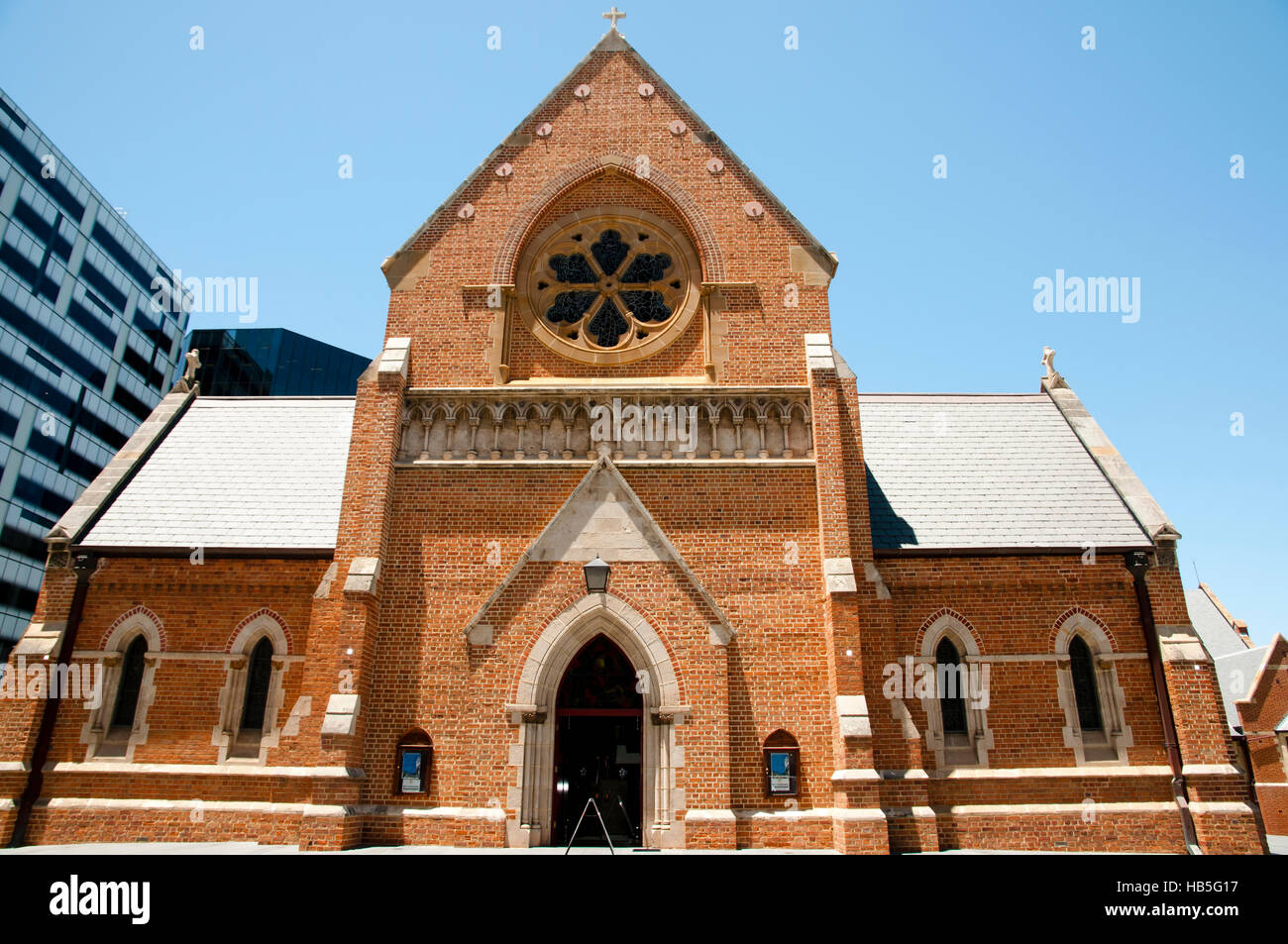 Saint georges cathedral hi-res stock photography and images - Alamy