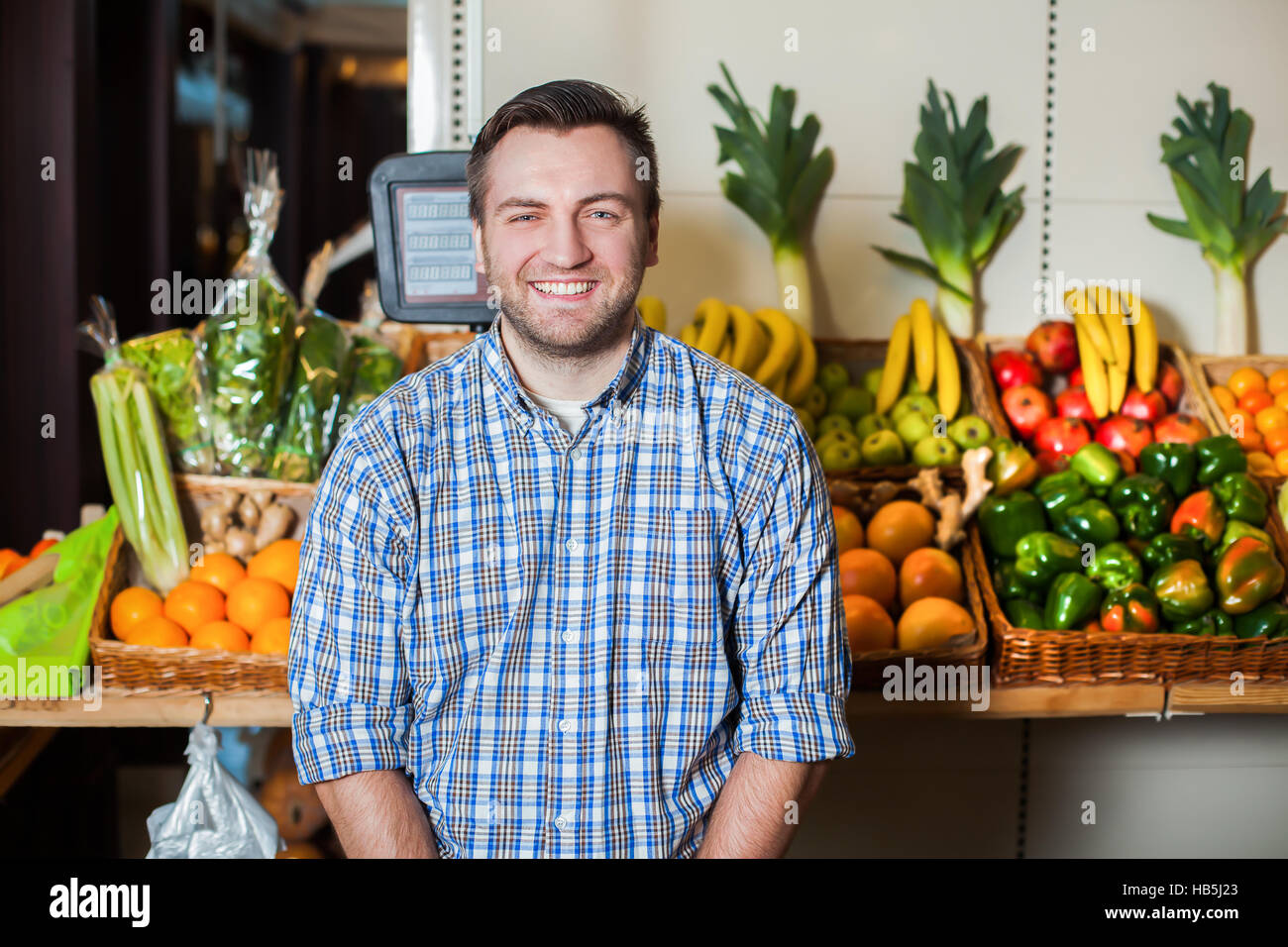 Consumerism retail selling standing hi-res stock photography and images ...