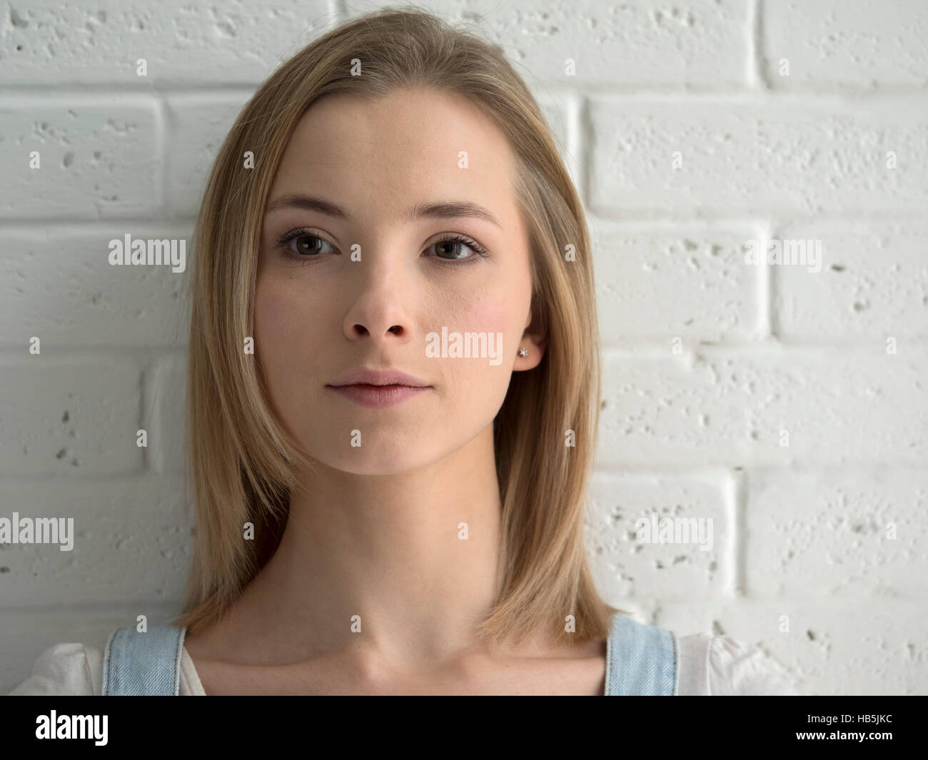 Caucasian horizontal pretty hi-res stock photography and images - Alamy