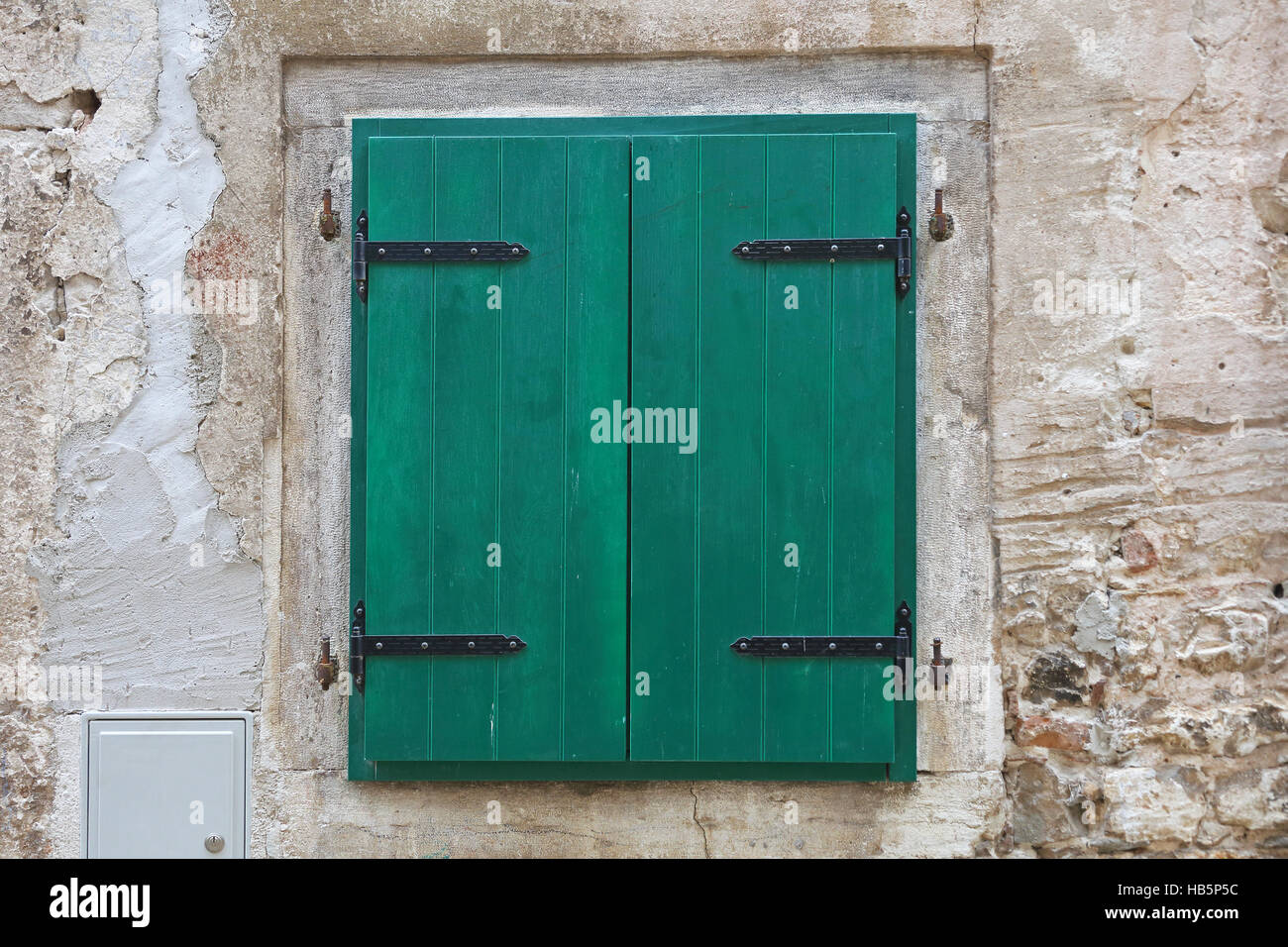Wooden green window shutters hi-res stock photography and images - Alamy