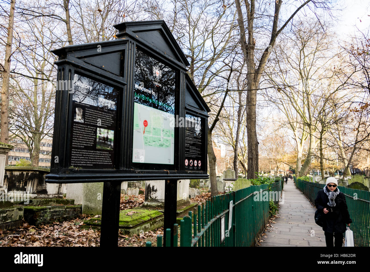 Bunhill Fields Cemetery and Burial Ground Stock Photo - Alamy