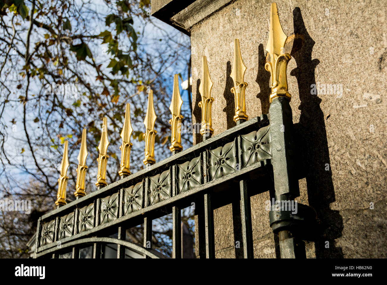 Bunhill Fields Cemetery and Burial Ground Stock Photo - Alamy