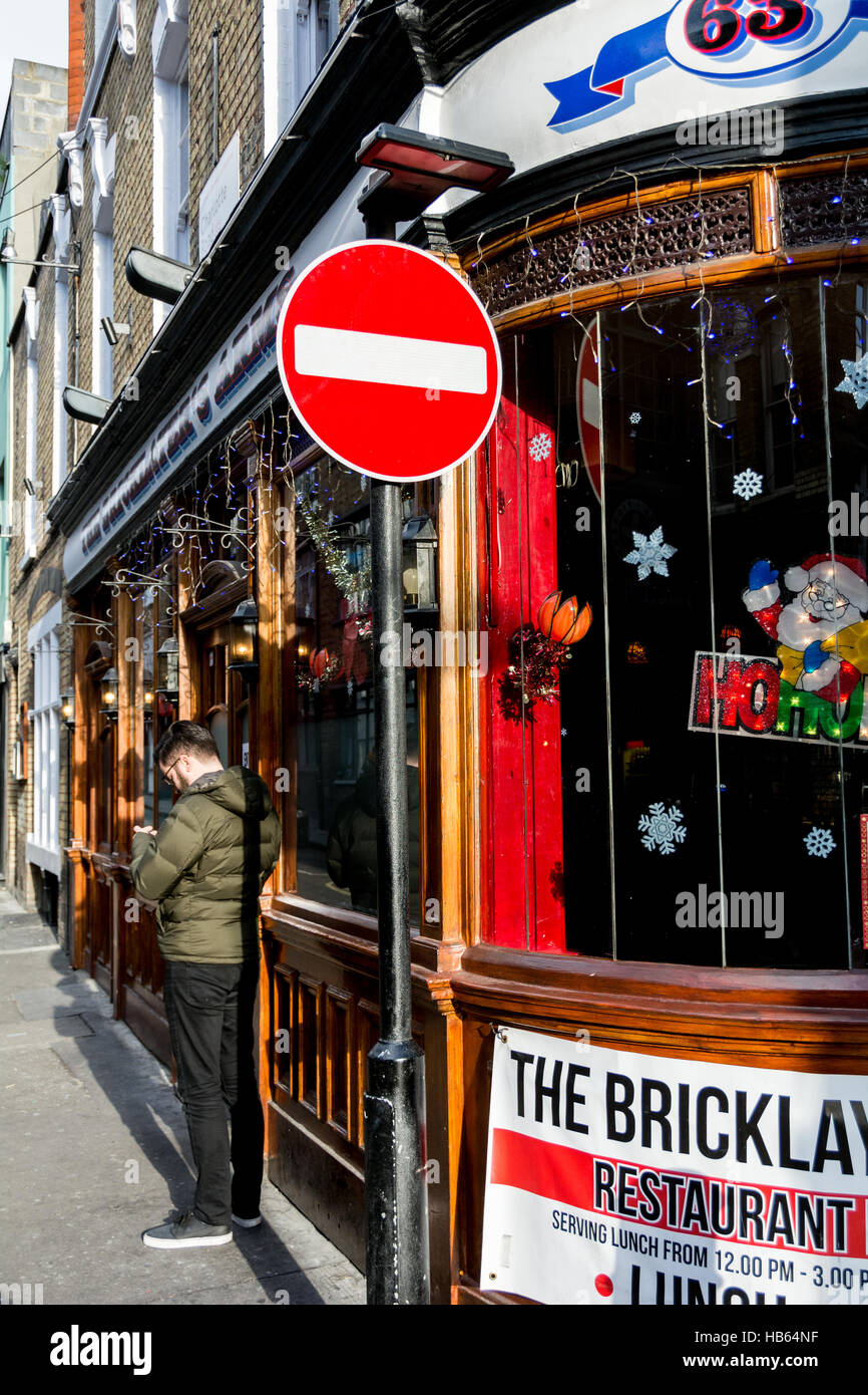 No entry road sign hi-res stock photography and images - Alamy