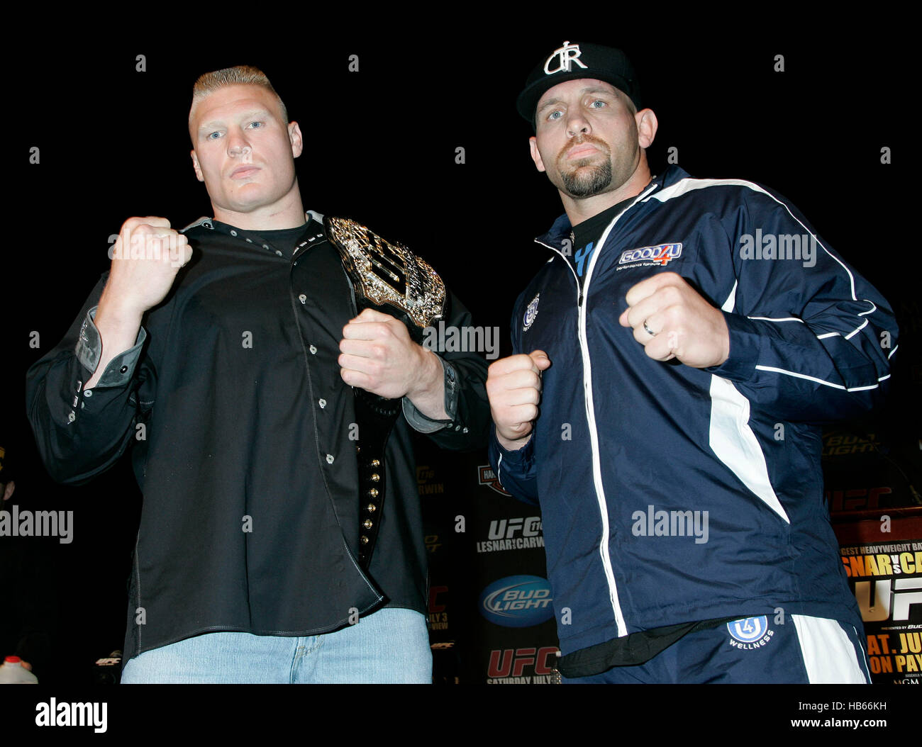 UFC fighter Brock Lesnar, left, and Shane Carwin at a press conference ...