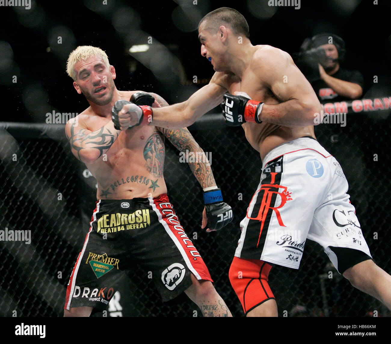 UFC fighter George Sotiropoulos, right, fights Kurt Pellegrino at UFC ...