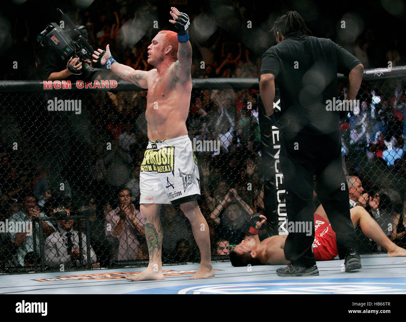 UFC fighter Chris Leben celebrates his victory over Yoshihiro Akiyama ...