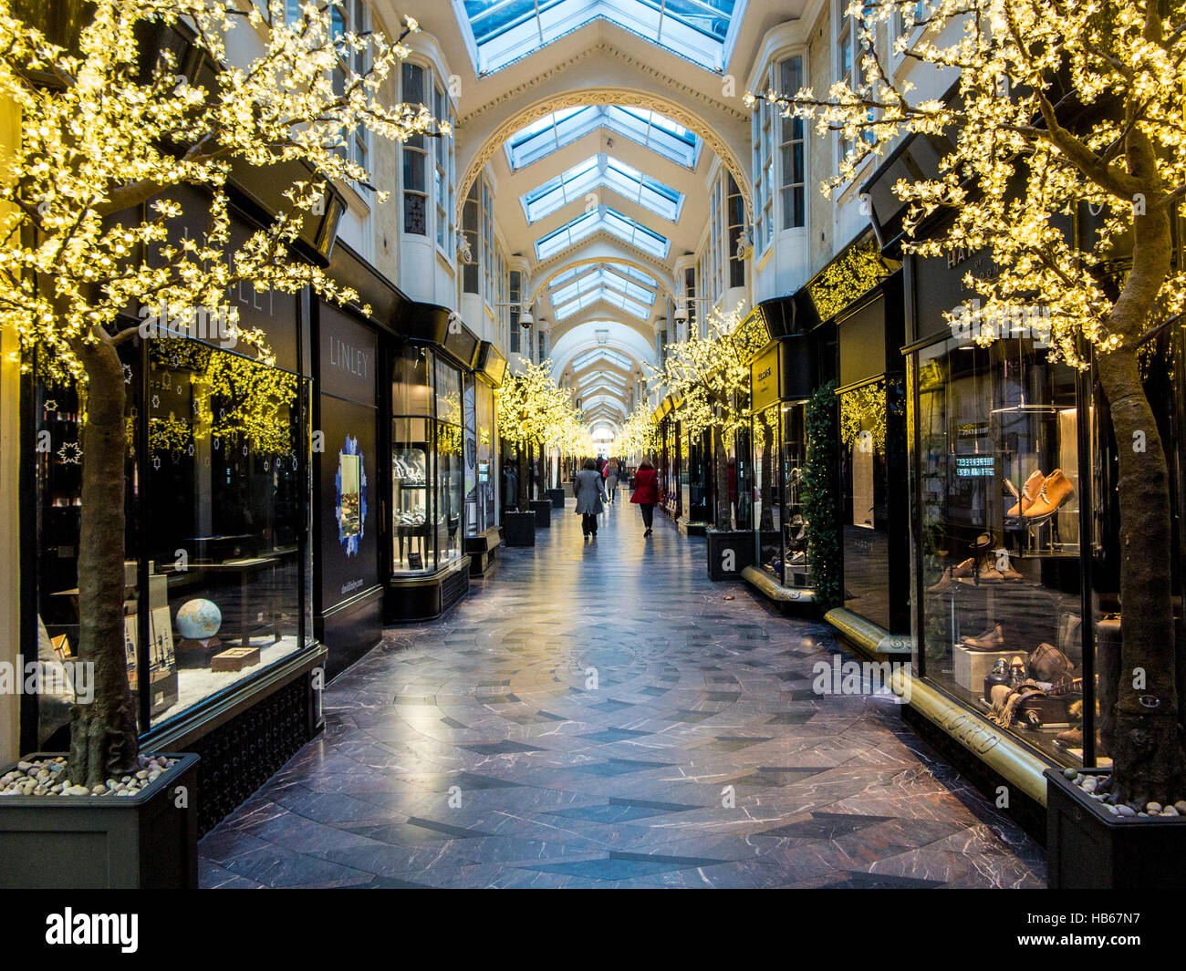 Smart arcade hi-res stock photography and images - Alamy