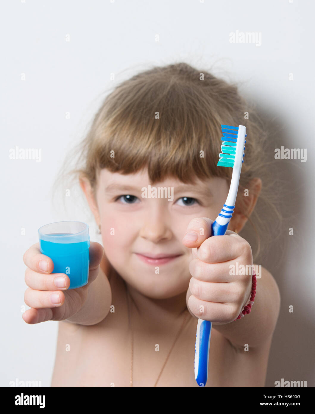 Brush teeth, school hi-res stock photography and images - Alamy Brush teeth, school hi-res stock photography and images - Alamy