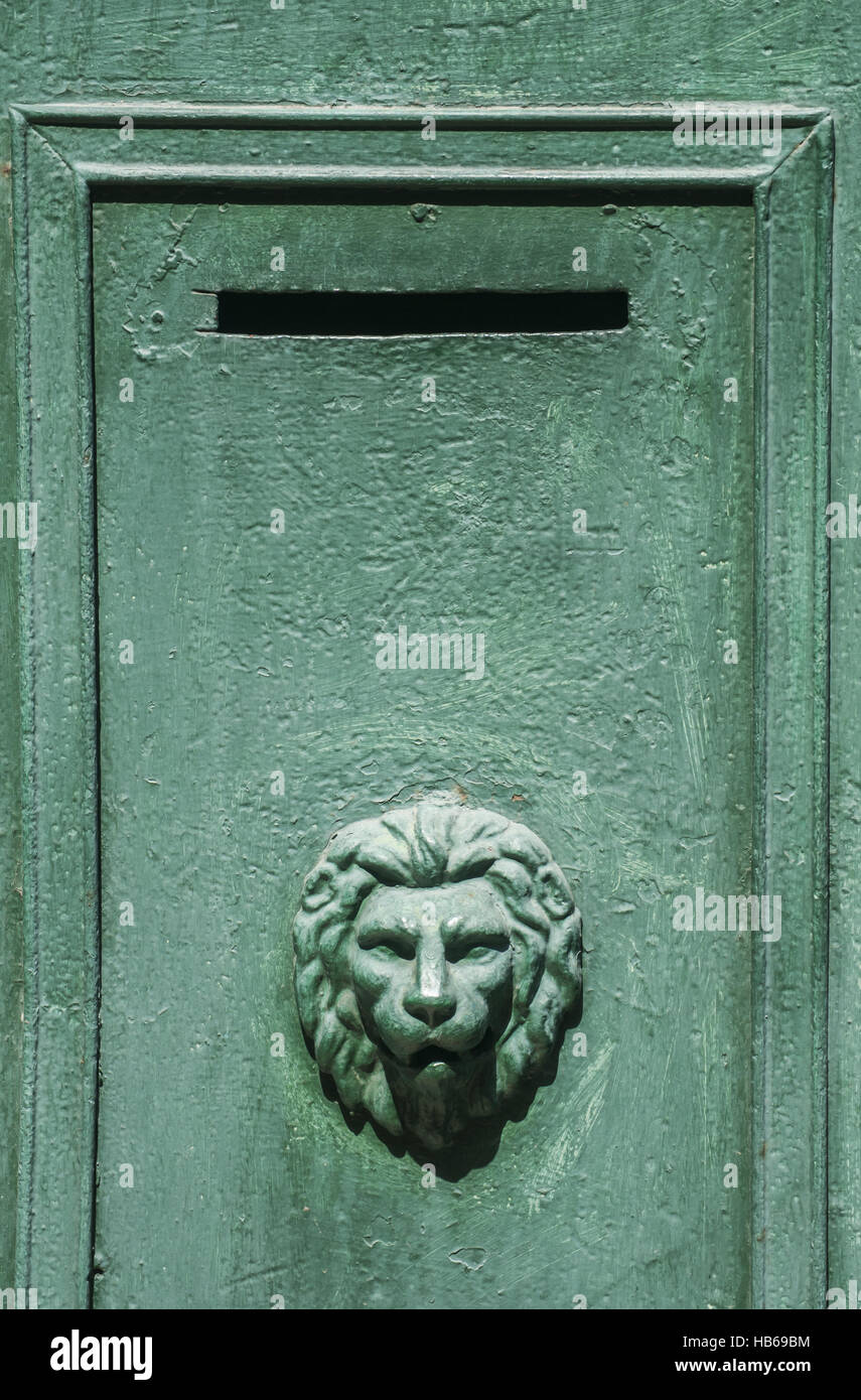 Envelope slit hi-res stock photography and images - Alamy