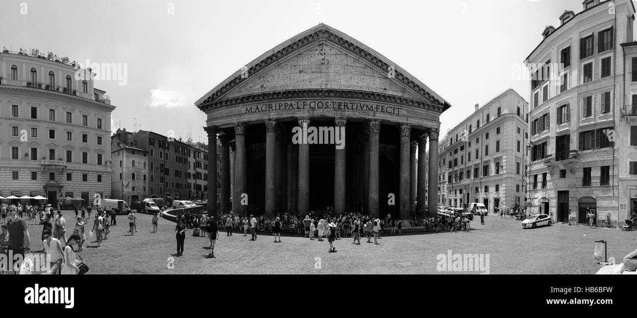 Roman pantheon Black and White Stock Photos & Images - Alamy