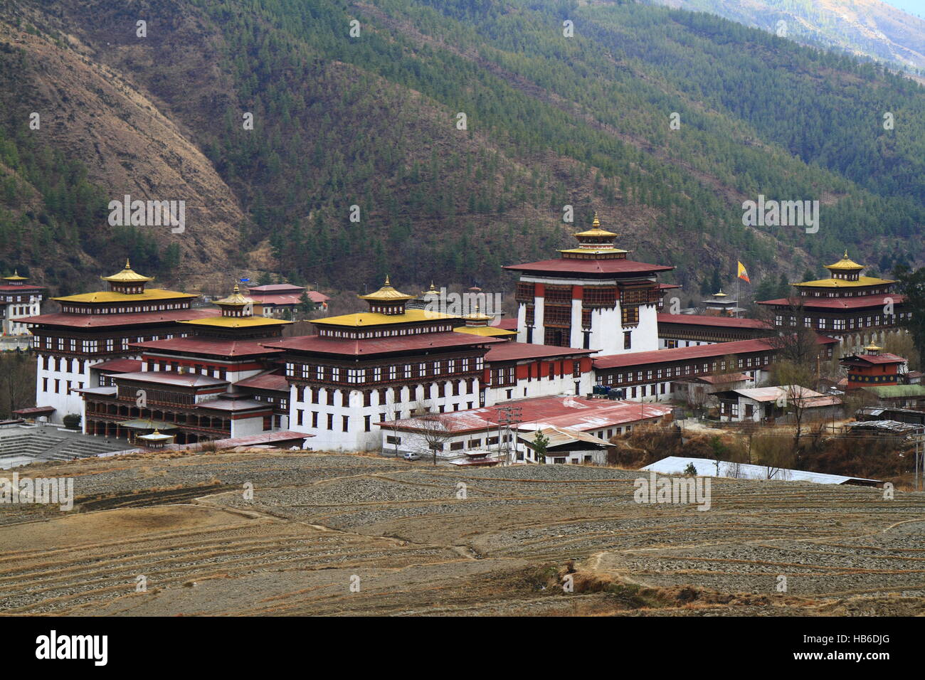Tashichho dzong palace hi-res stock photography and images - Alamy