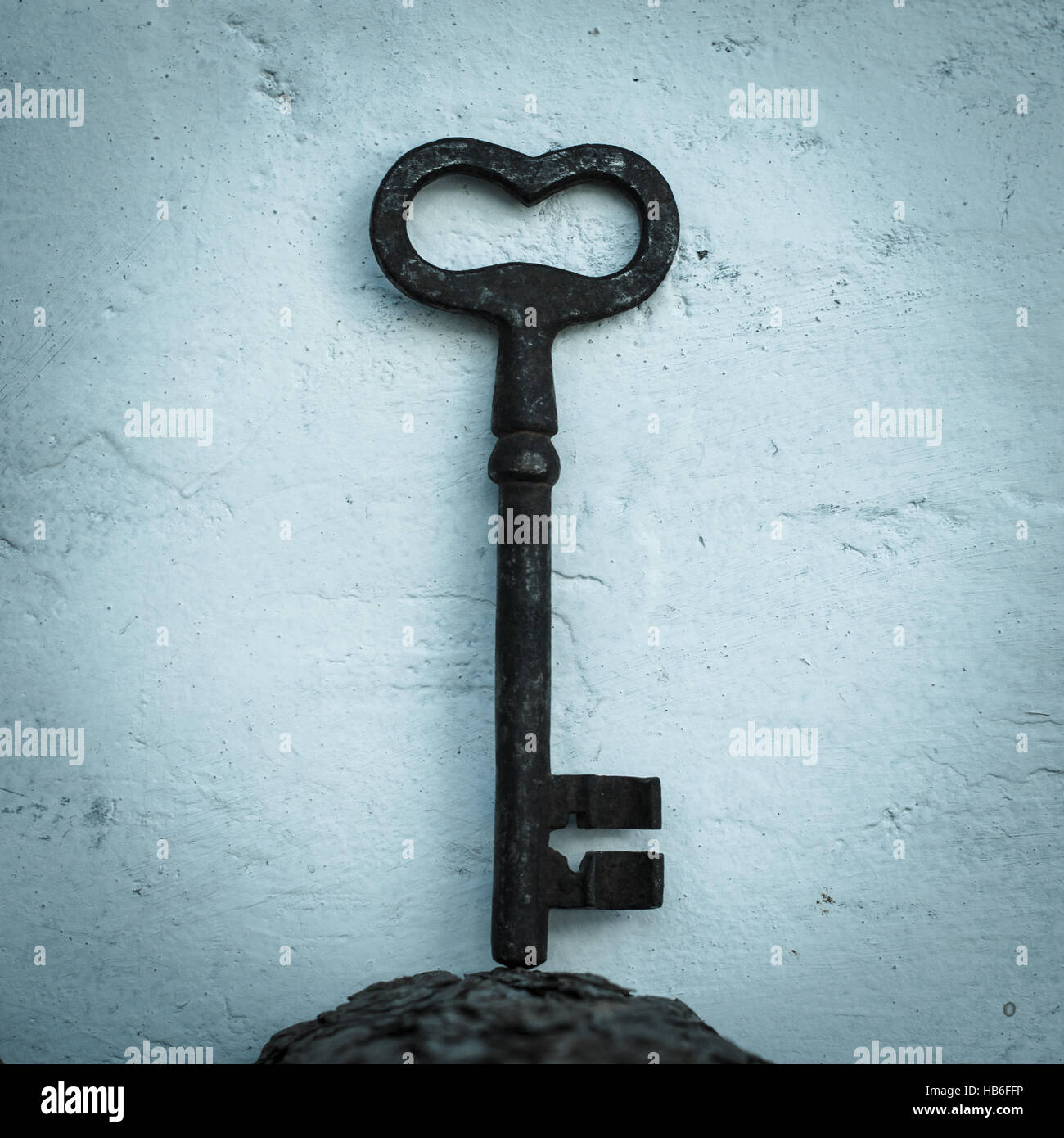 rusty old metallic key decoration Stock Photo - Alamy