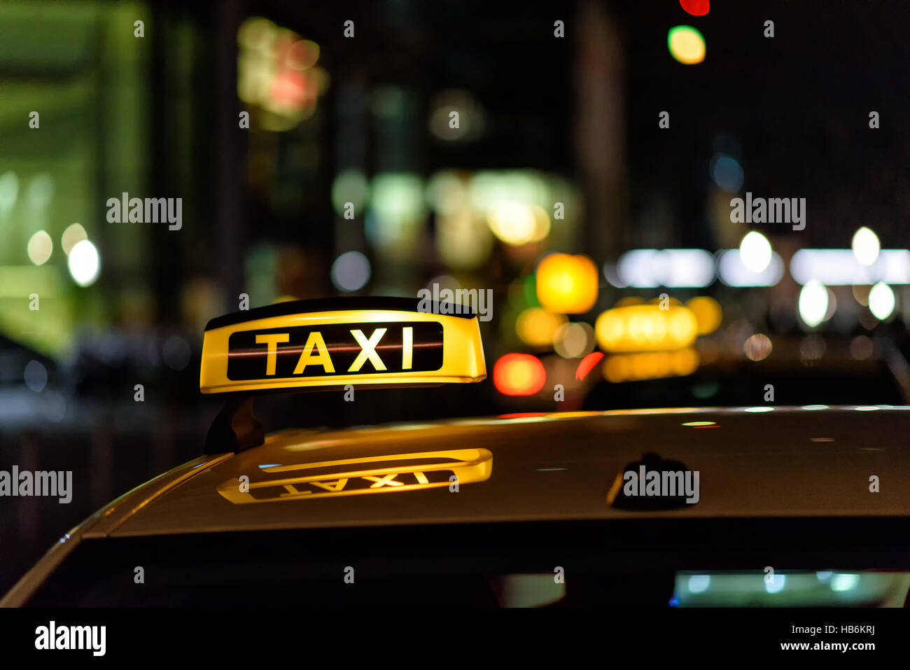 Tax cab hi-res stock photography and images - Alamy