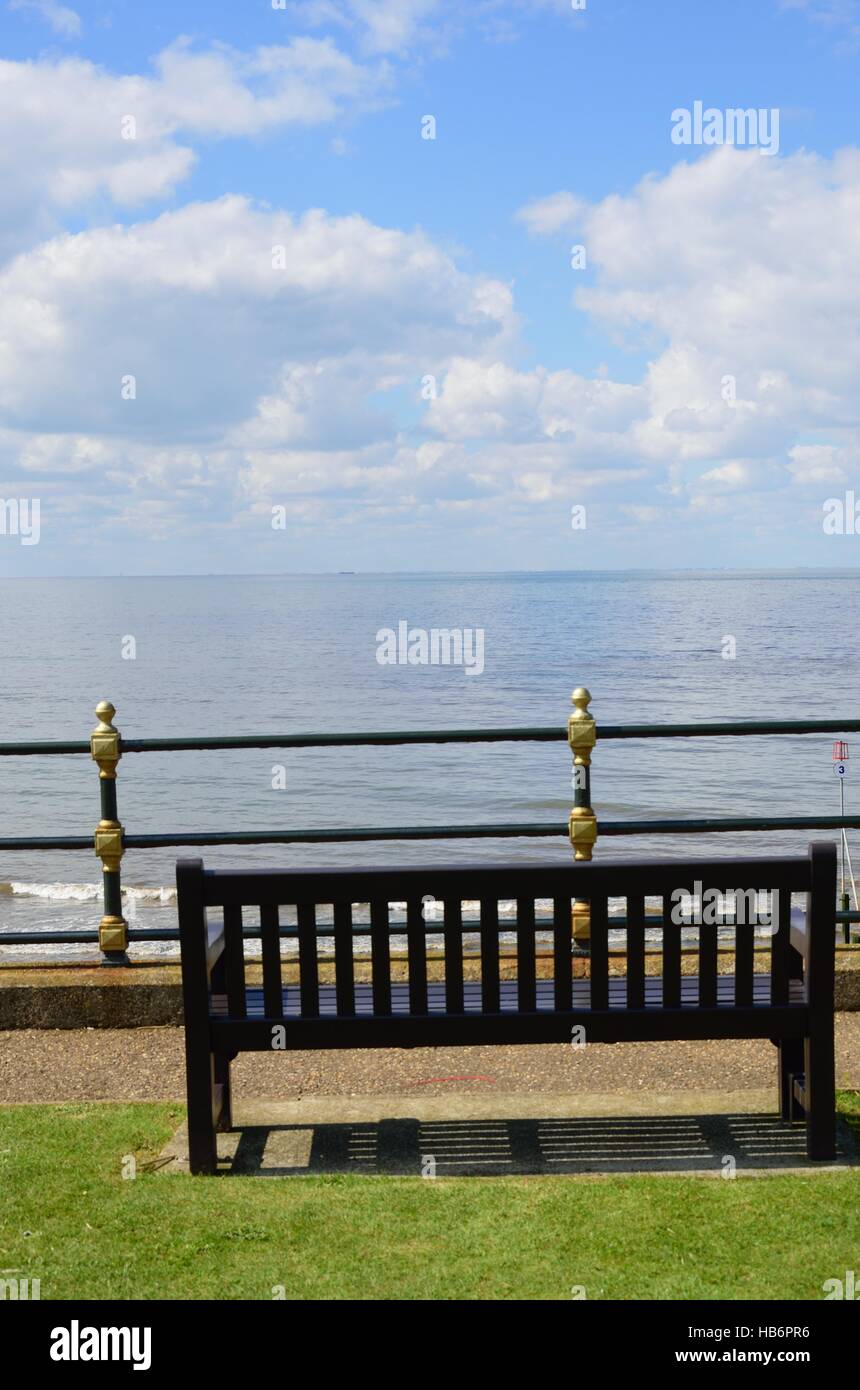 Empty park bench overlooking hi-res stock photography and images - Alamy