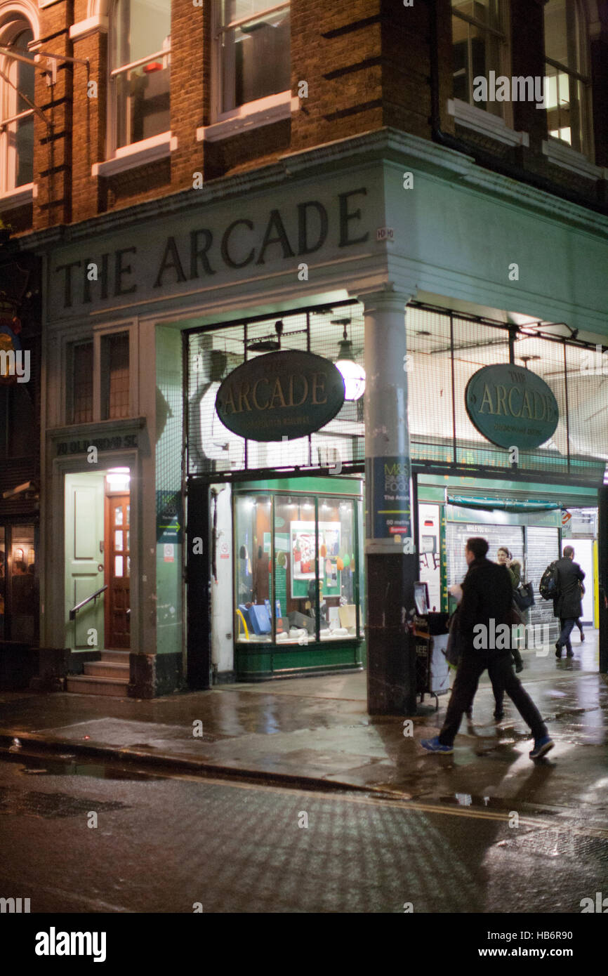 Liverpool Street Arcade High Resolution Stock Photography and Images ...
