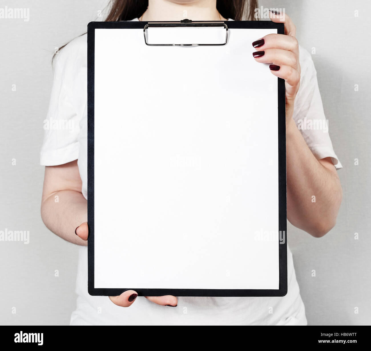 Blank paper in clipboard Stock Photo - Alamy