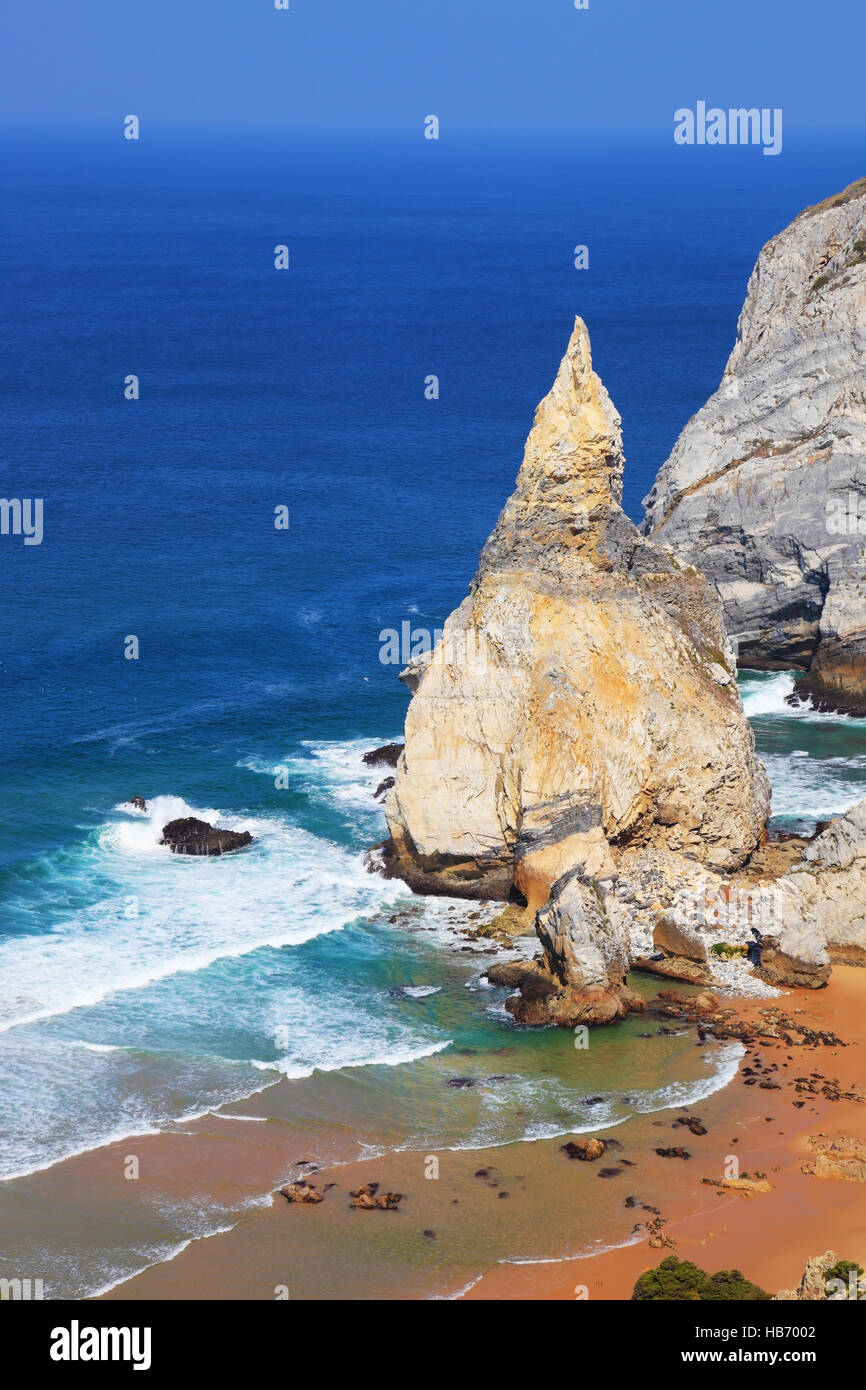 Small beach hi-res stock photography and images - Alamy