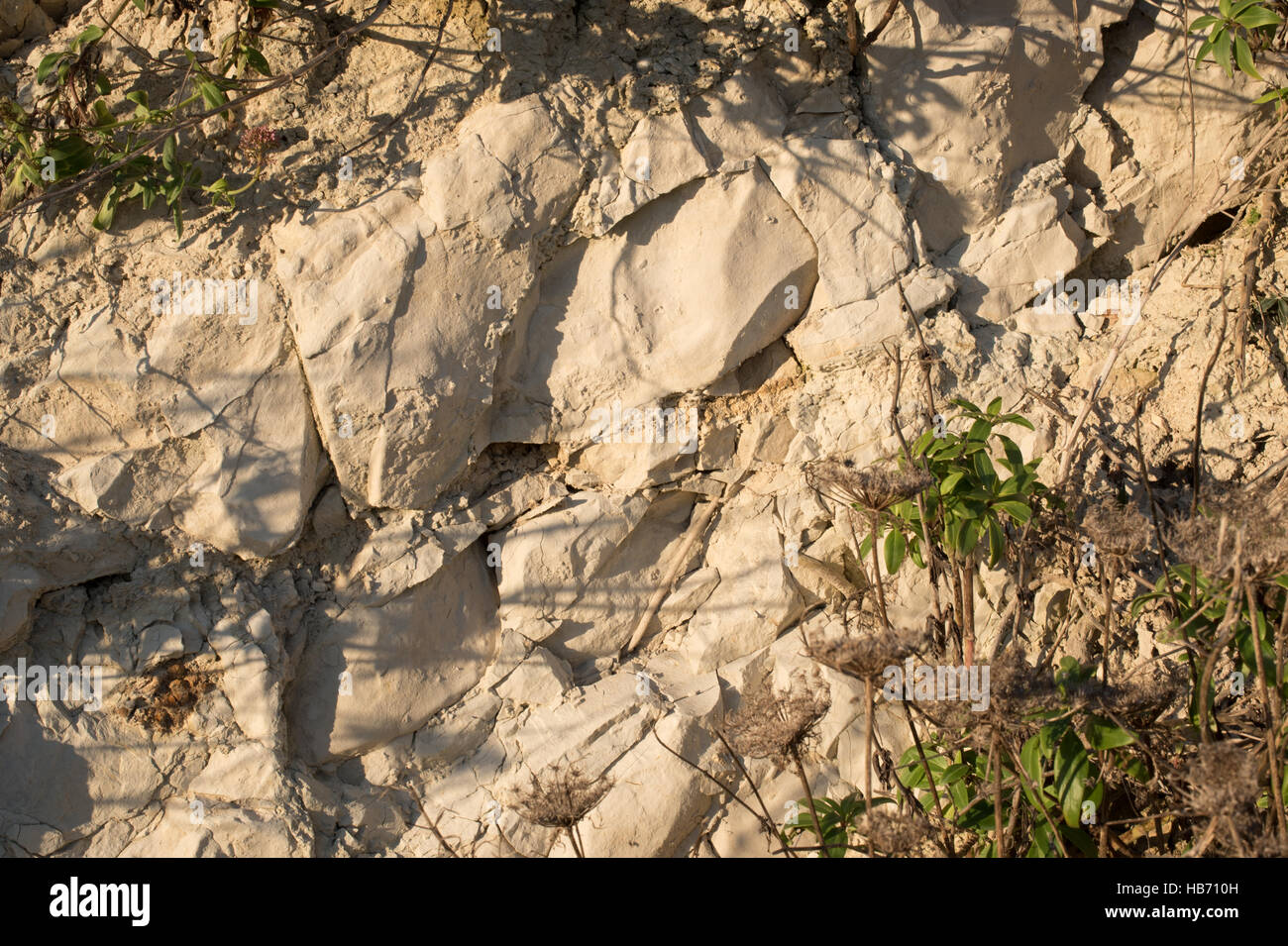 Cliff fissures hi-res stock photography and images - Alamy