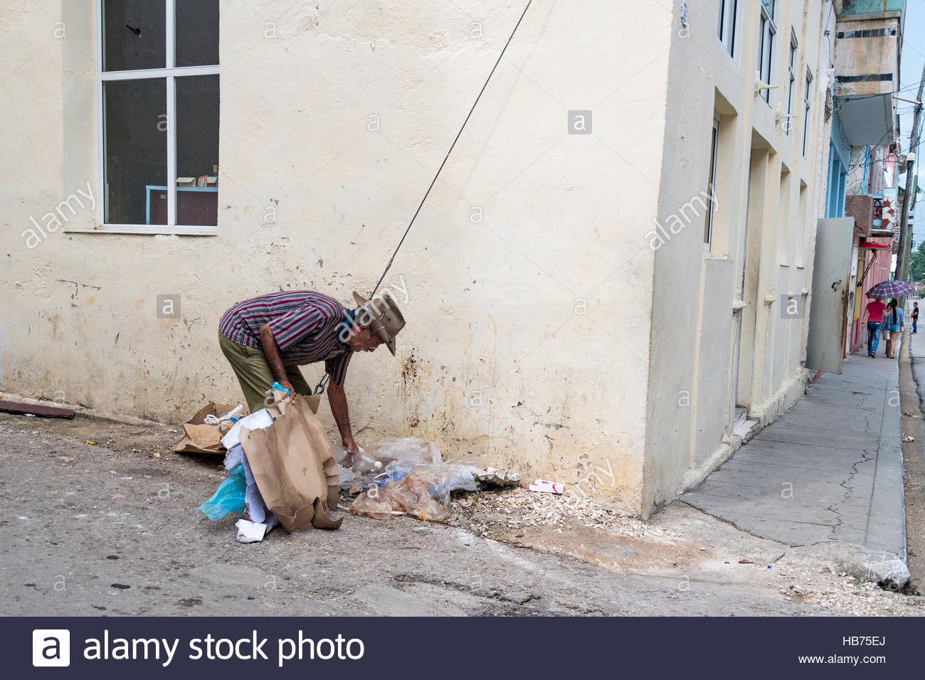 Garbage Picker Stock Photos & Garbage Picker Stock Images - Alamy