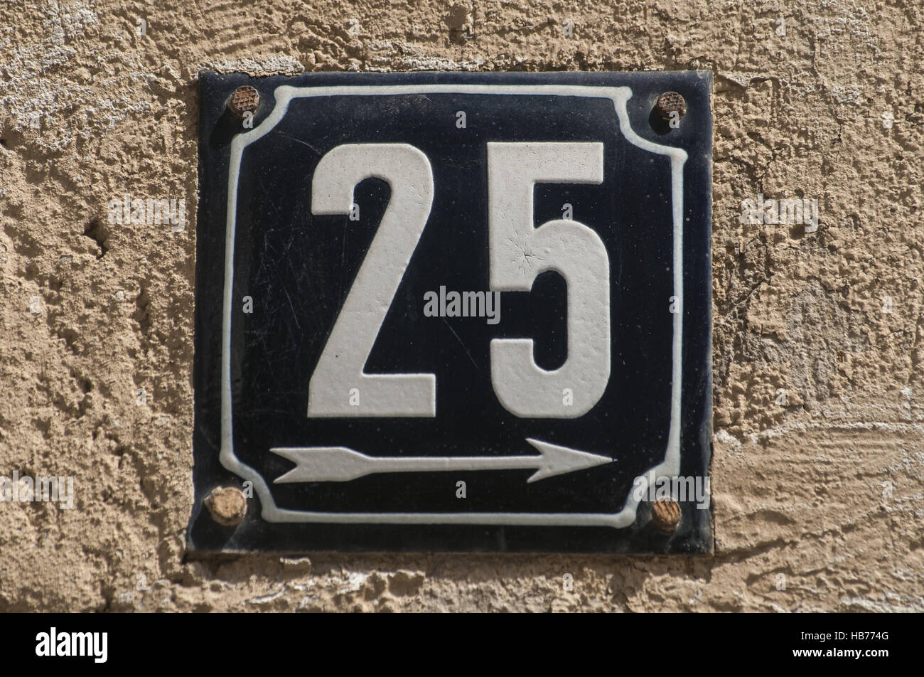 Weathered enameled plate number 25 Stock Photo - Alamy Weathered enameled plate number 25 Stock Photo - Alamy