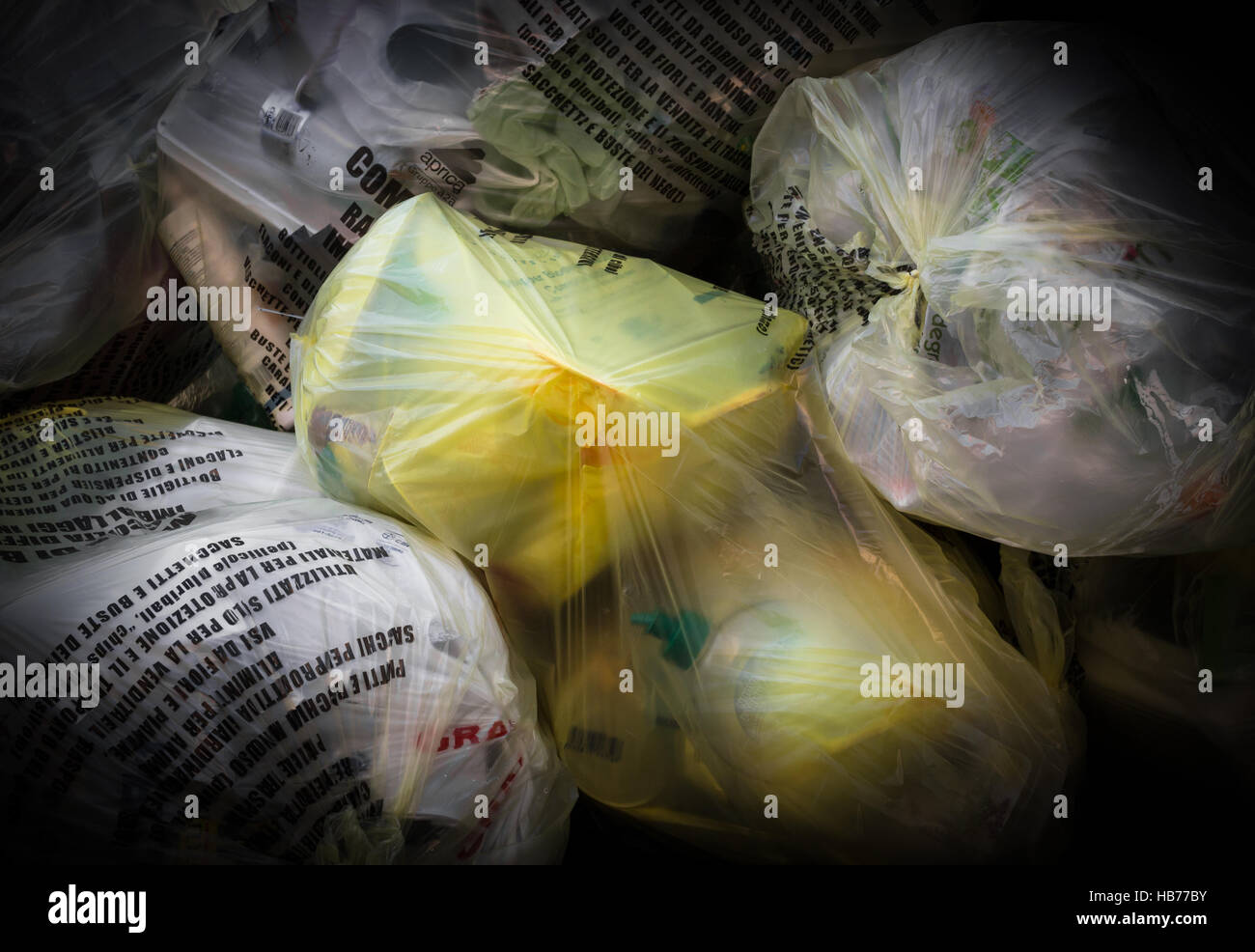Full garbage bags hi-res stock photography and images - Alamy