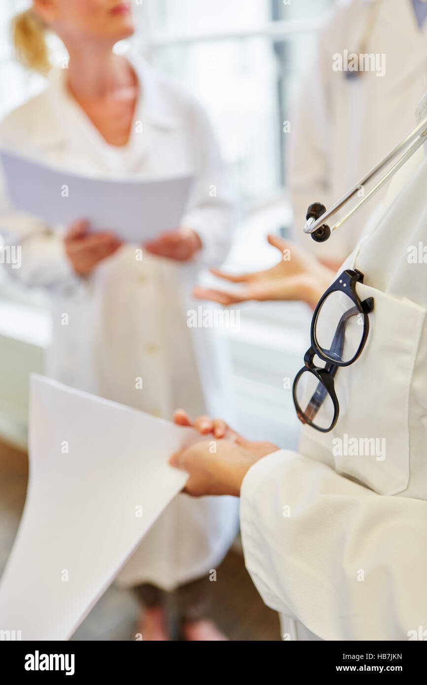Patient record hi-res stock photography and images - Alamy