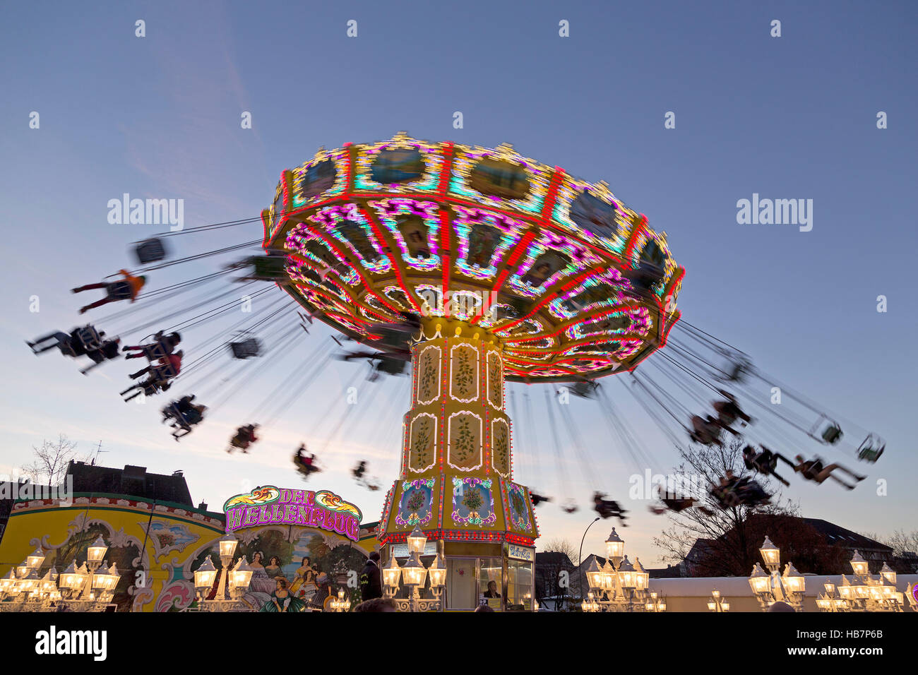Wave swinger ride hi-res stock photography and images - Alamy