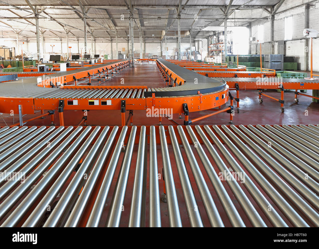 Conveyors hi-res stock photography and images - Alamy