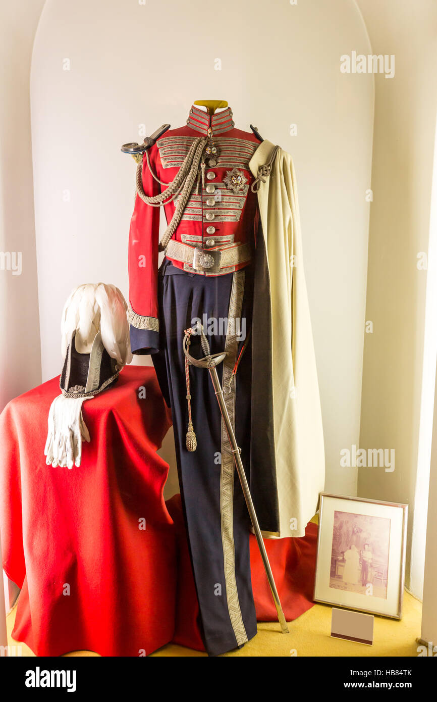 Bullfighter suit hi-res stock photography and images - Alamy