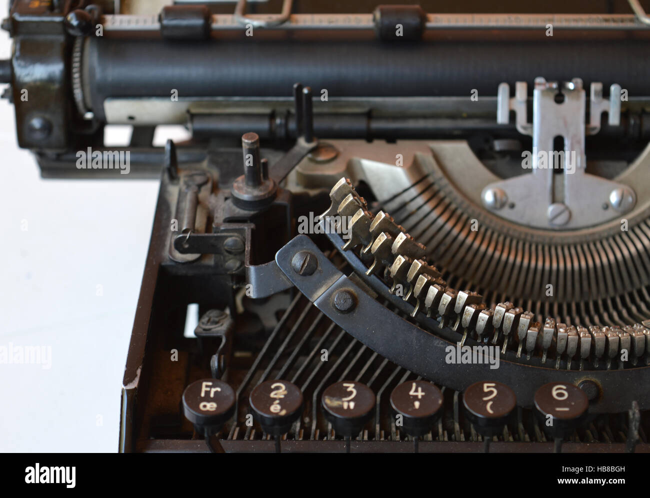 Sheet paper inserted typewriter hi-res stock photography and images - Alamy