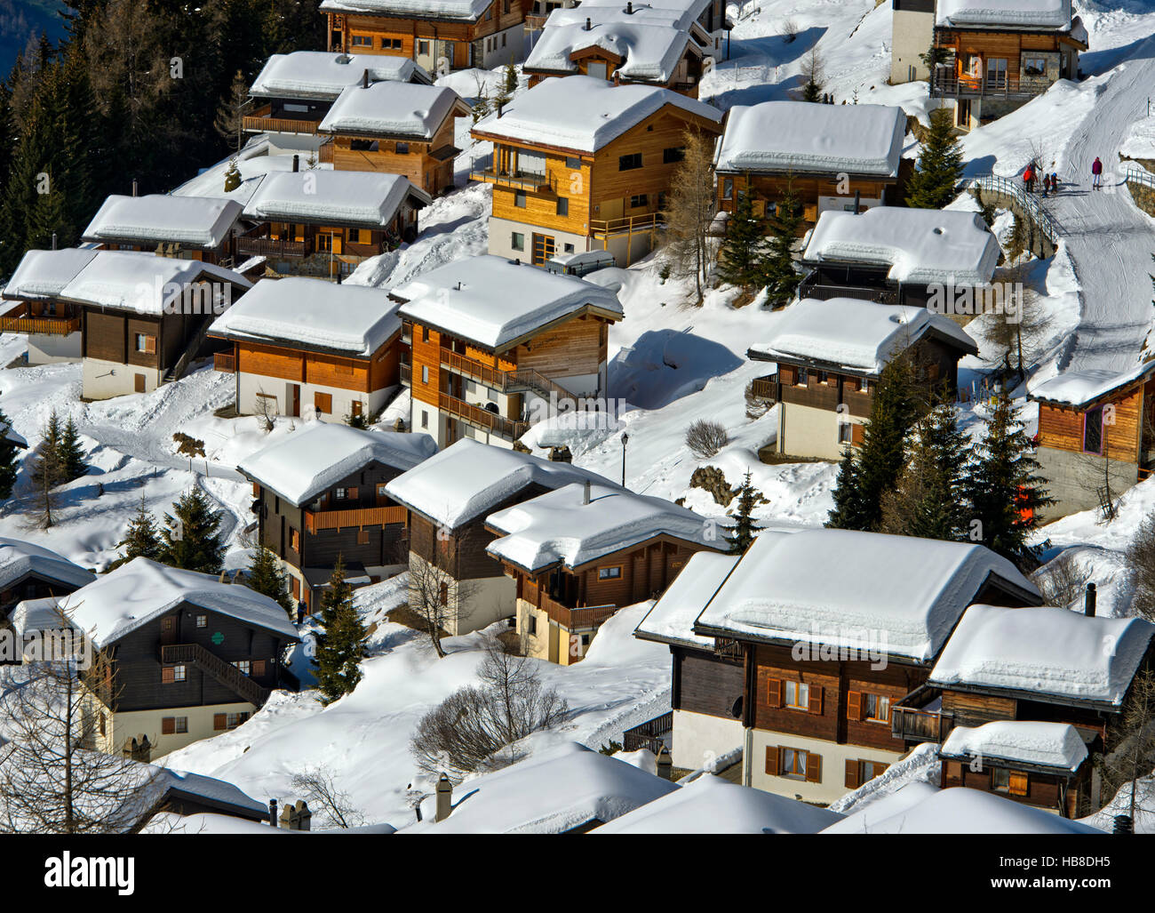 Swiss cottages hi-res stock photography and images - Alamy