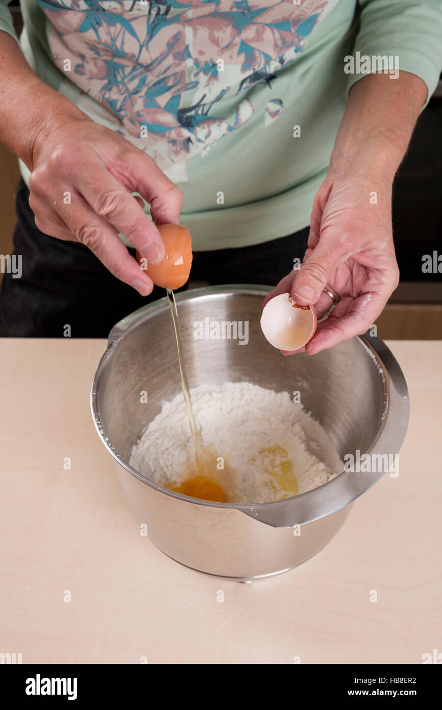 Woman with egg hi-res stock photography and images - Alamy