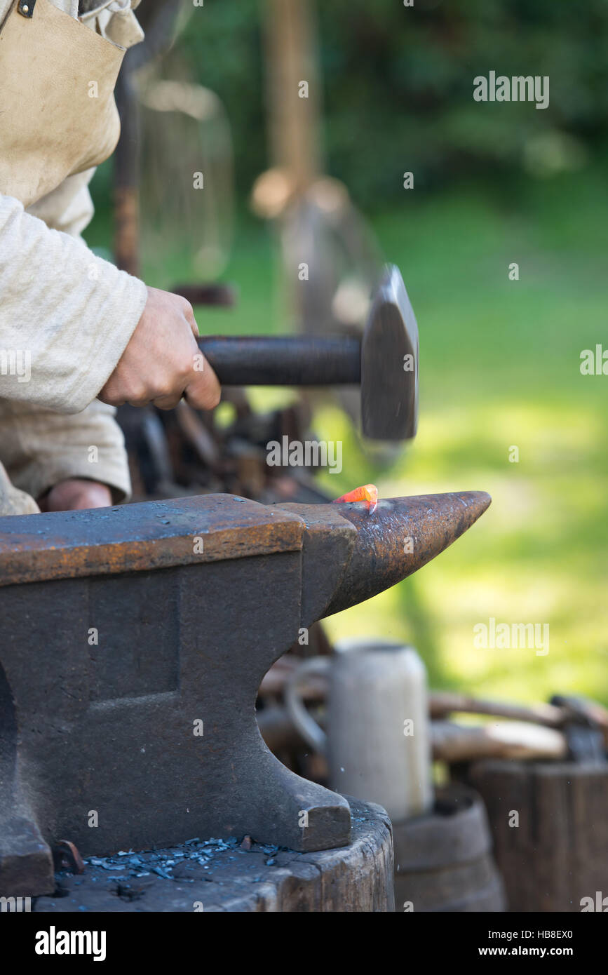 Army blacksmith and forge hi-res stock photography and images - Alamy