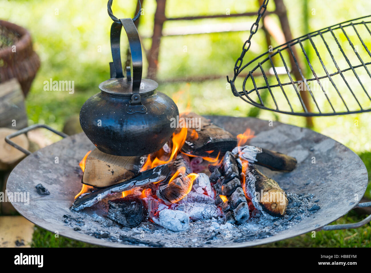Boiling water over fire hi-res stock photography and images - Alamy