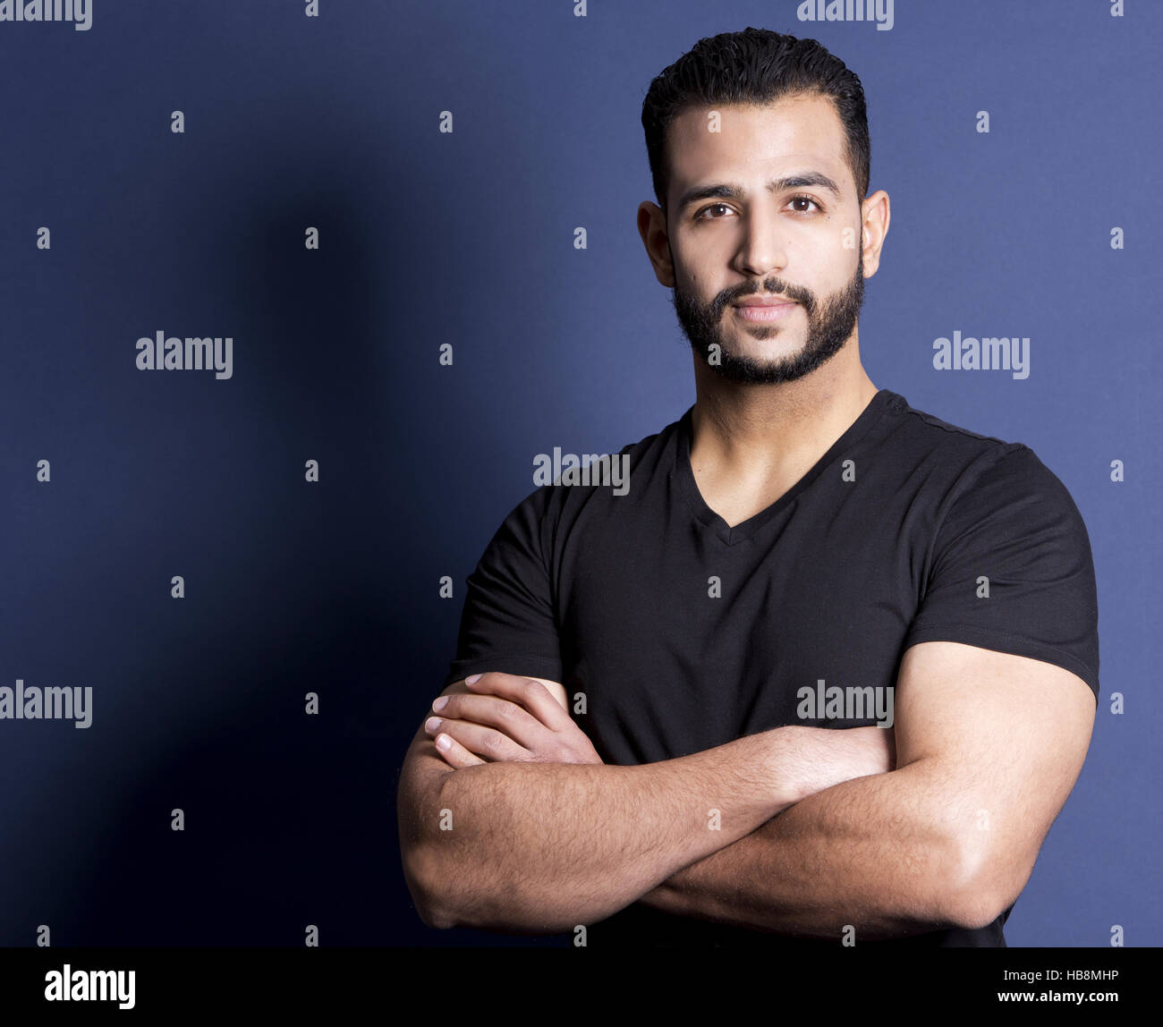 Dark skin and blue eyes hi-res stock photography and images - Alamy