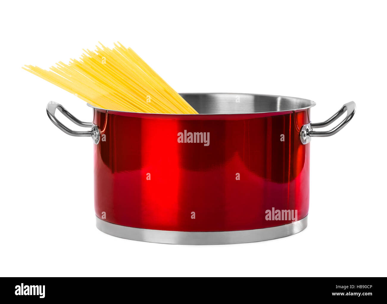 Spaghetti in pan Stock Photo - Alamy