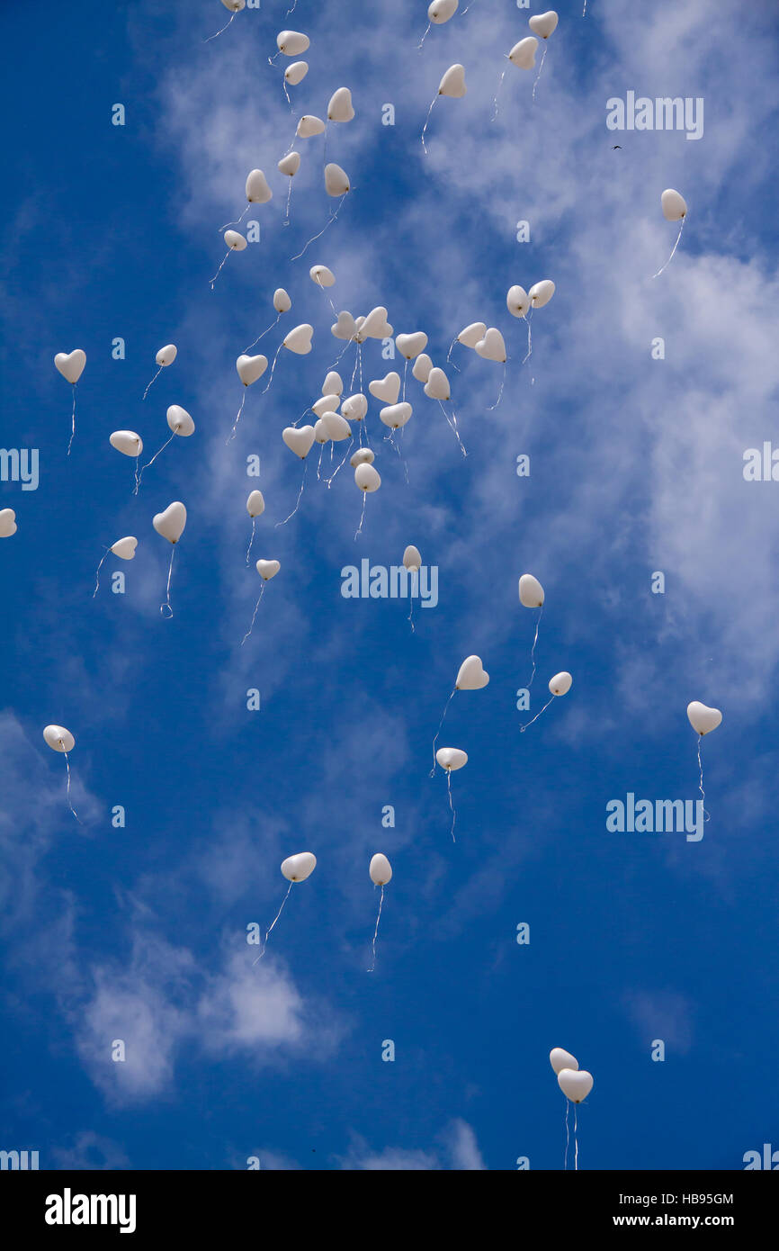 Balloon heart in the sky hi-res stock photography and images - Alamy
