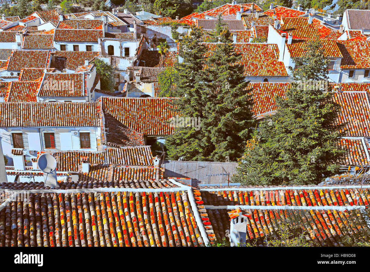 Spanish red roof tiles hi-res stock photography and images - Alamy