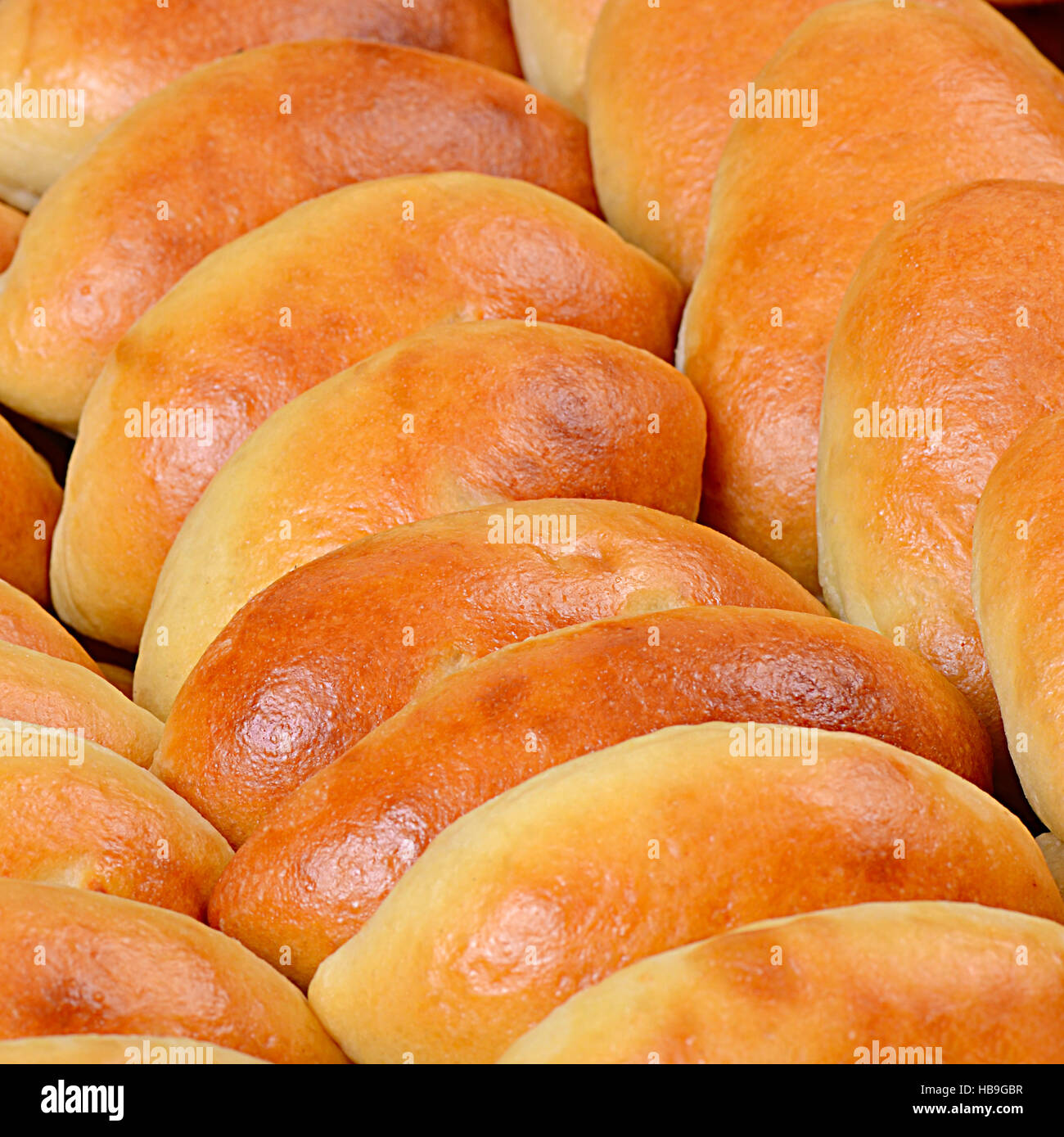 Freshly baked traditional Russian pirogi Stock Photo - Alamy