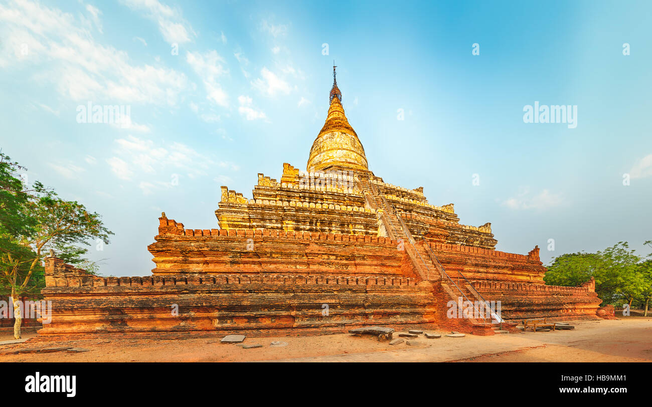 Shwesandaw pagoda in Bagan. Myanmar. Panorama Stock Photo - Alamy