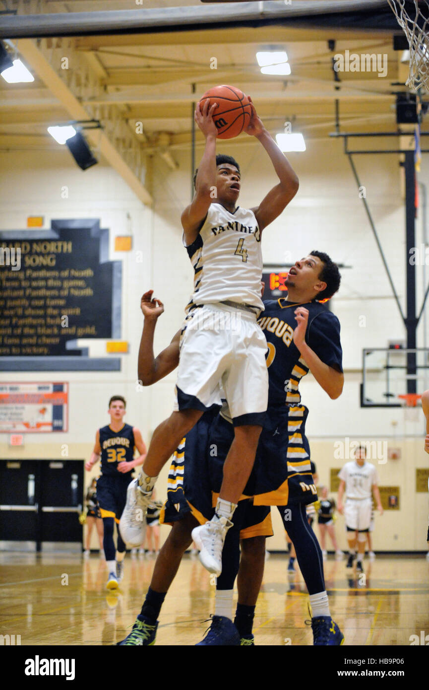 Inside basketball court hi-res stock photography and images - Alamy