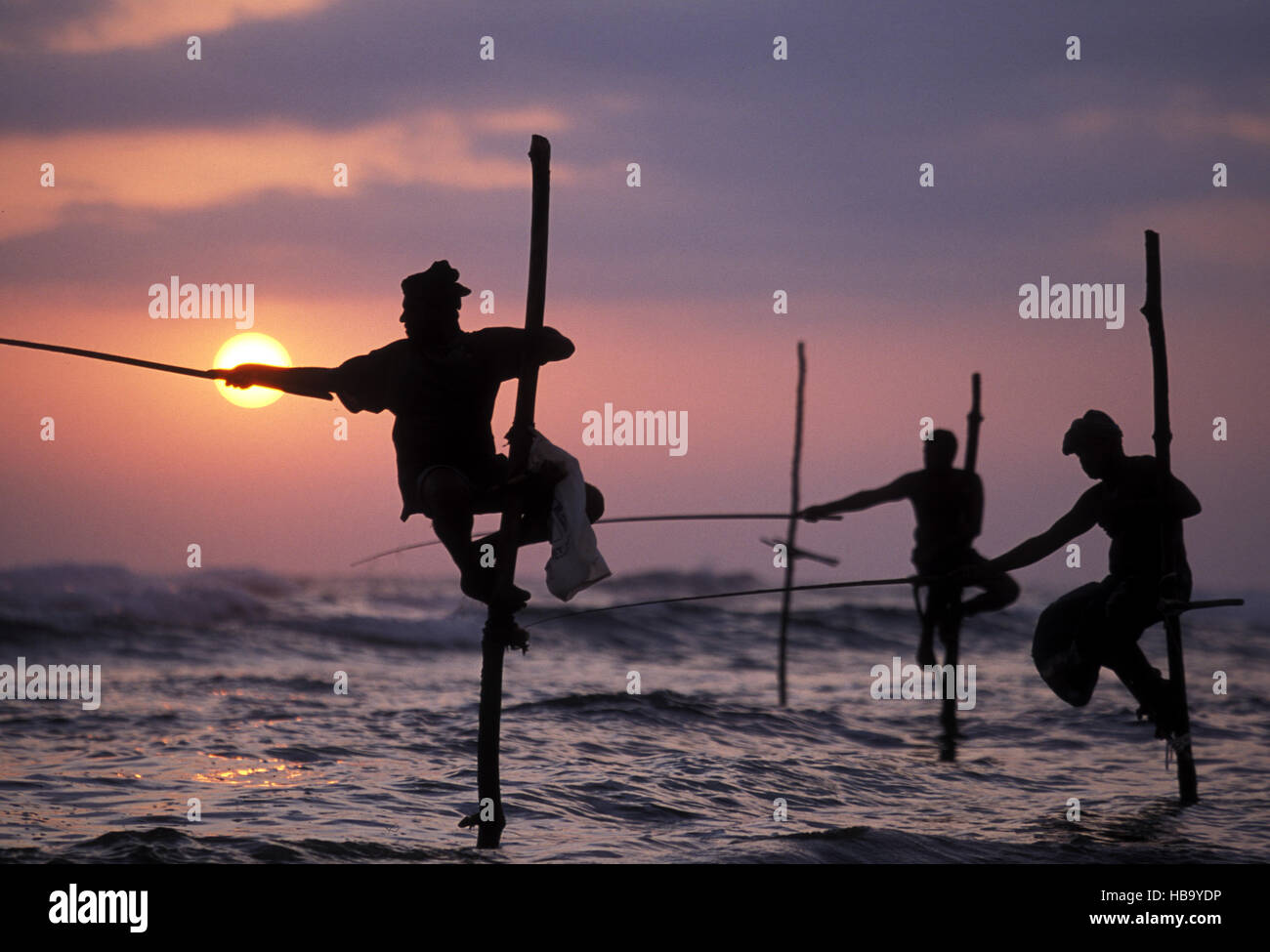SRI LANKA WELIGAMA FISHERMEN Stock Photo - Alamy