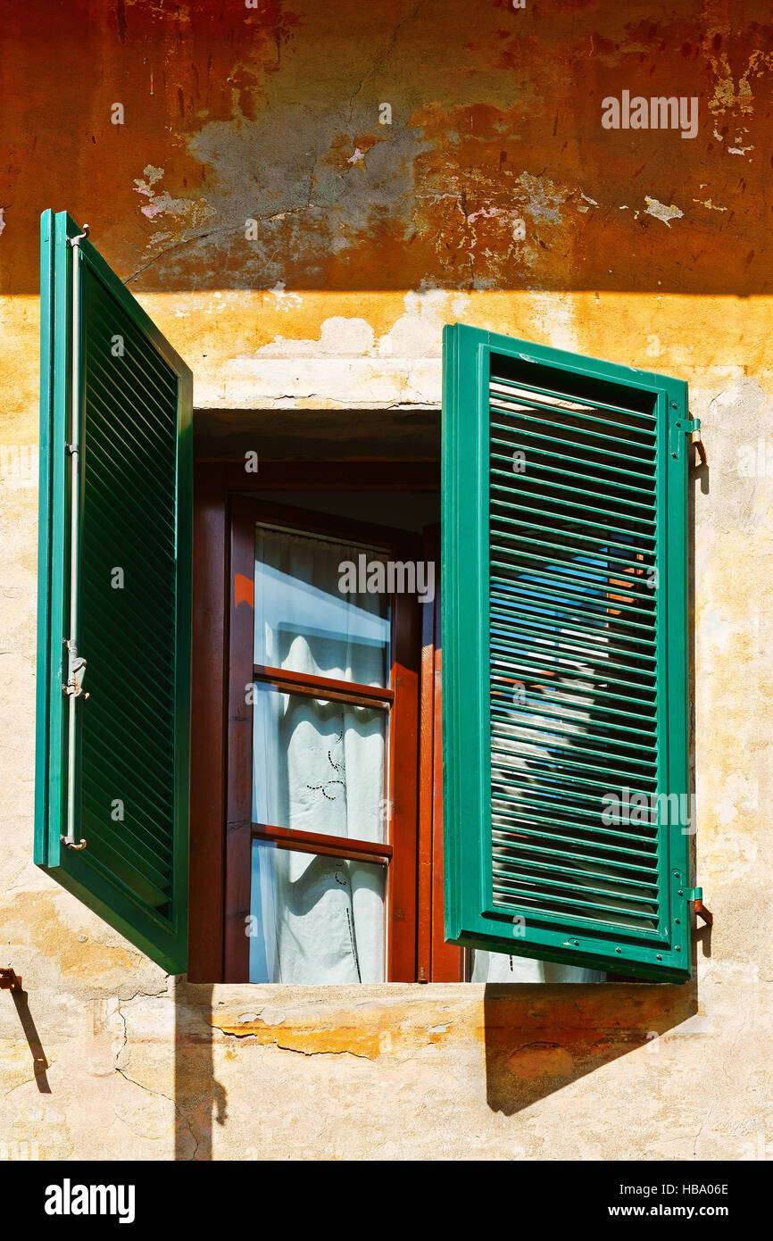 Italian style wooden window hi-res stock photography and images - Alamy