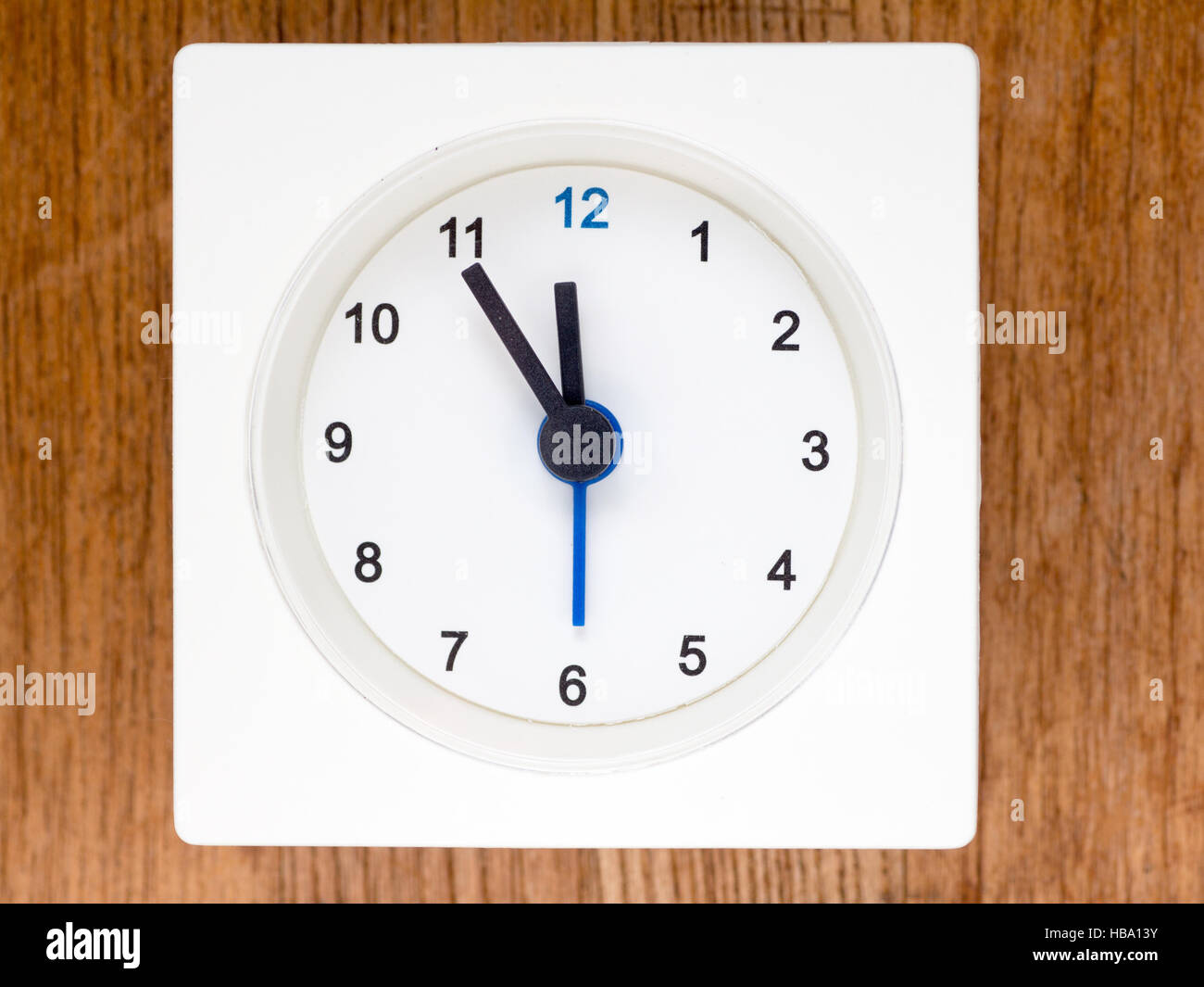 The second series of the sequence of time on the simple white analog ...