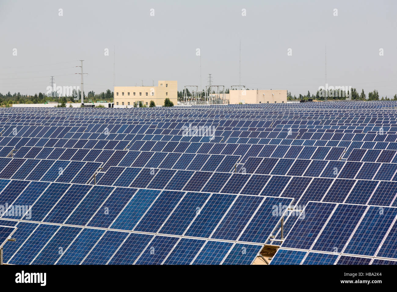 Solar panels and green grass hi-res stock photography and images - Alamy