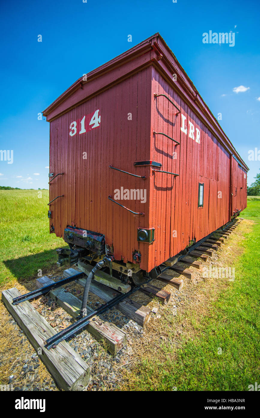 big red caboose wagon Stock Photo - Alamy